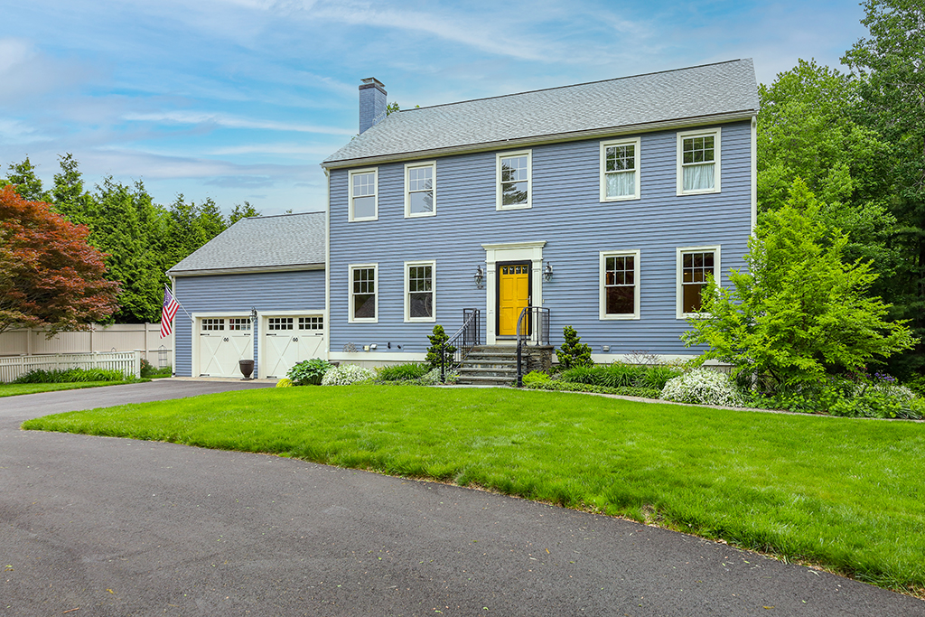 Westwood MA Real Estate Agents | The Jowdy Group | Josepha & Alex Jowdy